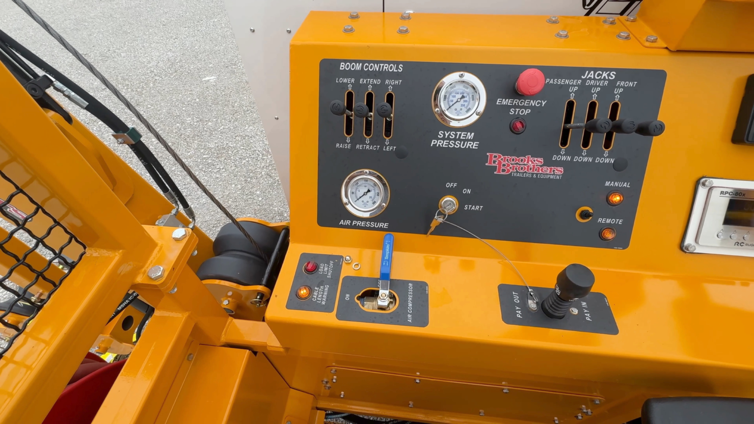 Underground Puller with Seat - Brooks Brothers Trailers